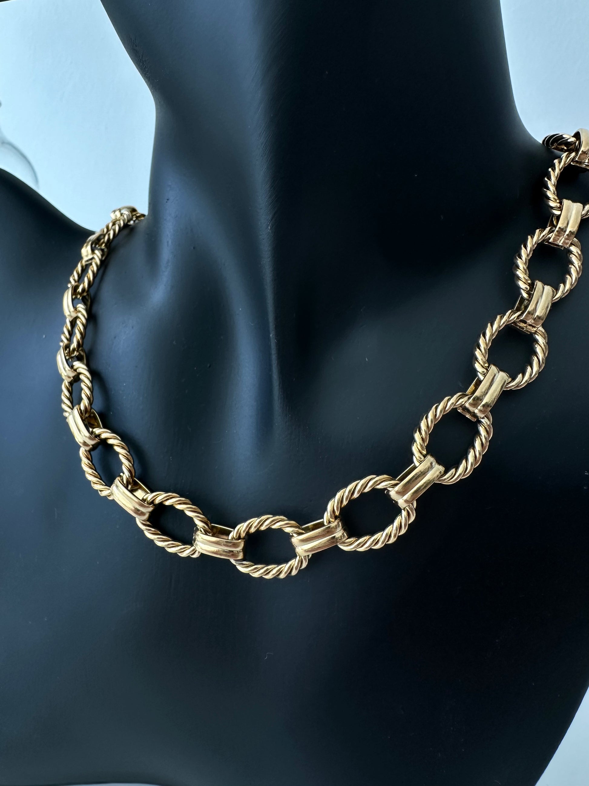 Matilda Gold – AIYA